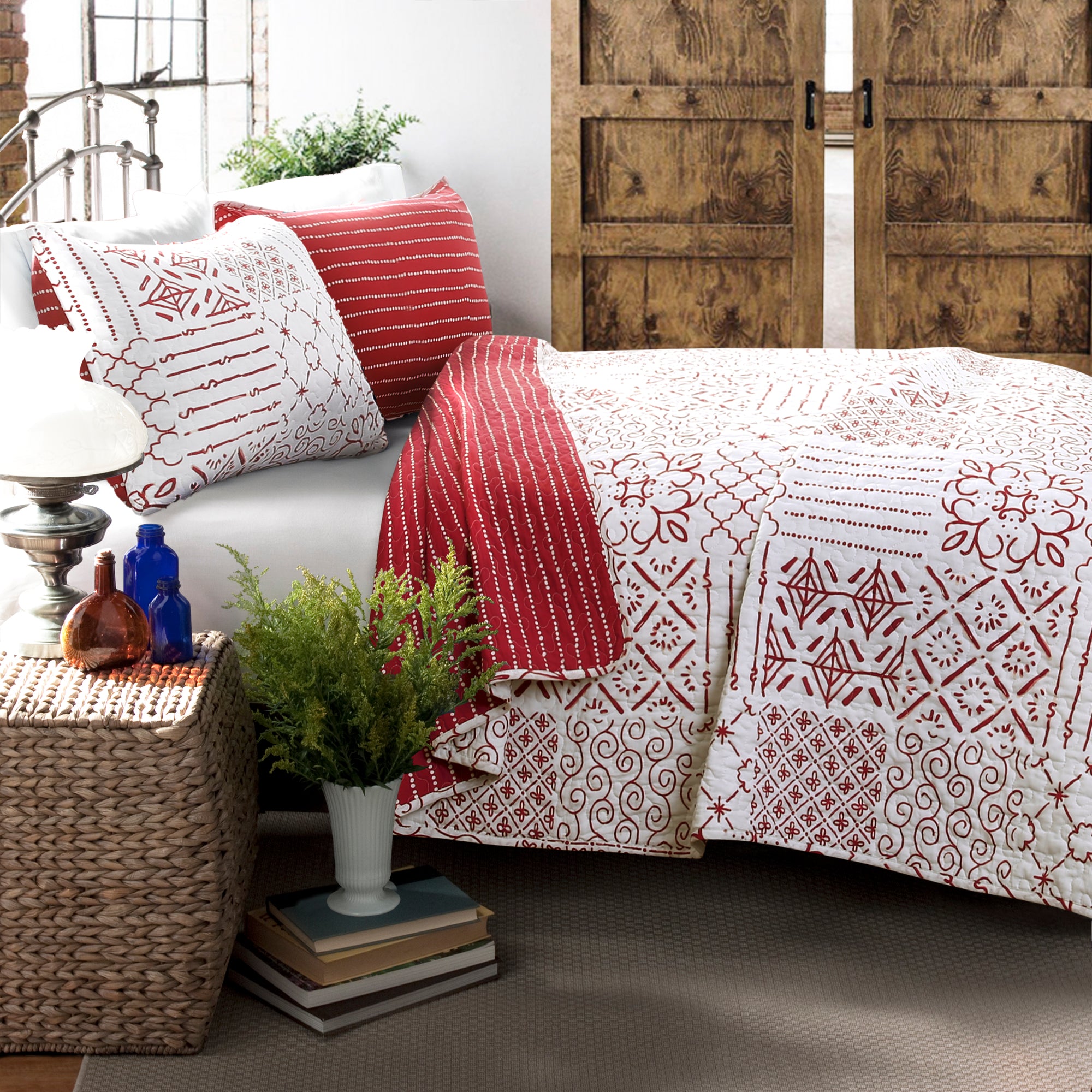 Queen Size Comforter: Stylish Bedding Sets For Your Bedroom – LushDecor