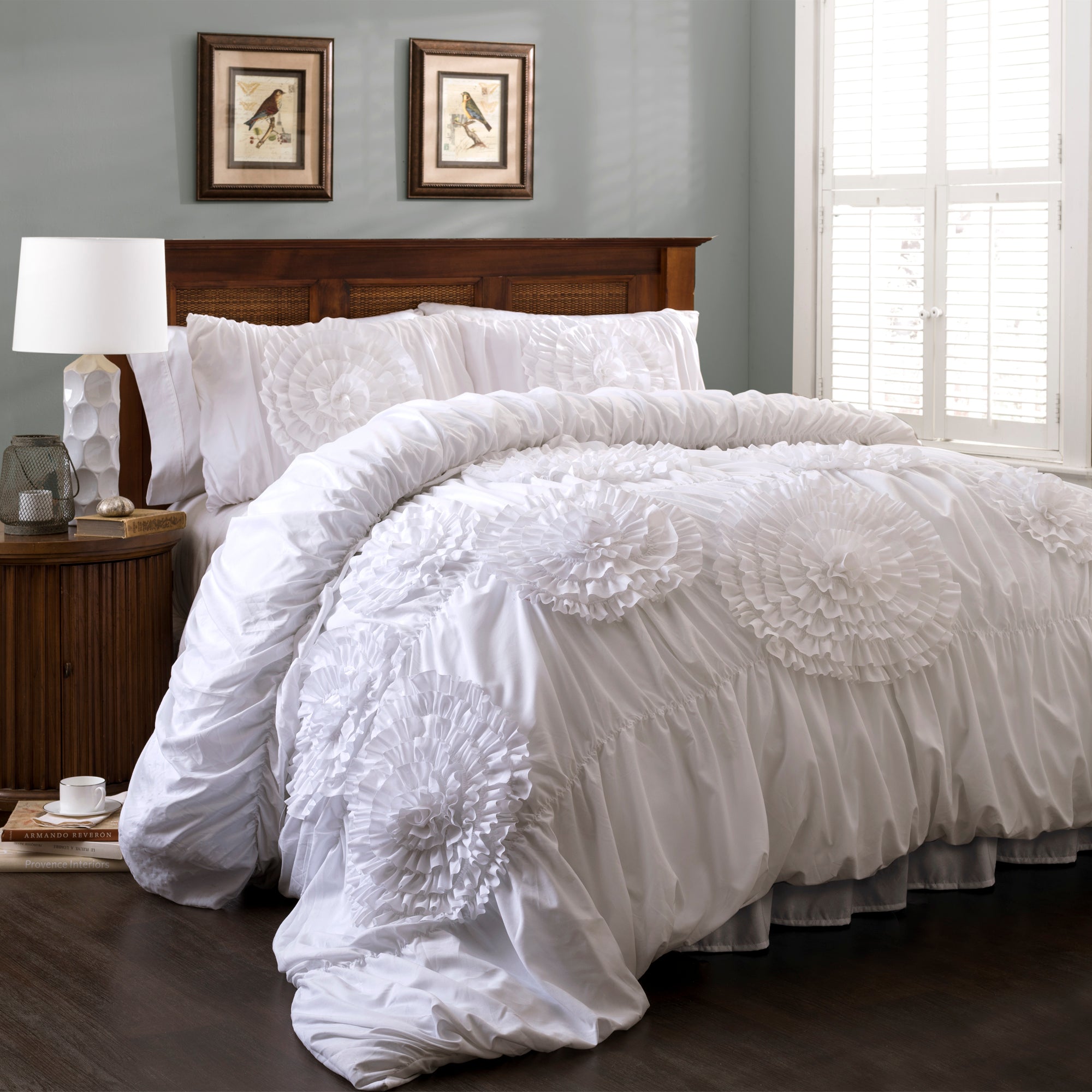Great Gifts for the Home Decor Enthusiast | Lush Decor | www.LushDecor.com