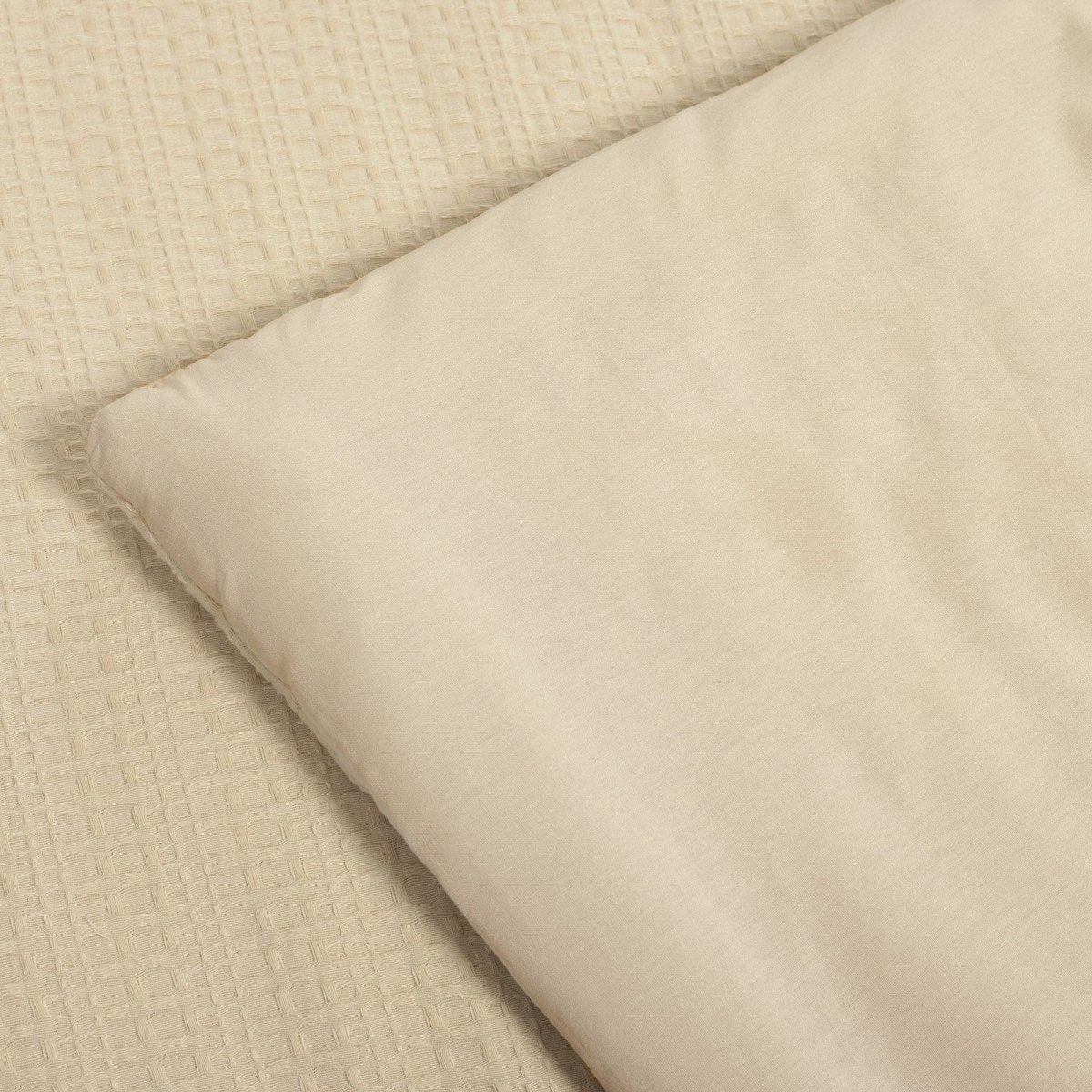 Haniya Solid Waffle Woven Cotton Textured Comforter 3 Piece Set | Lush ...