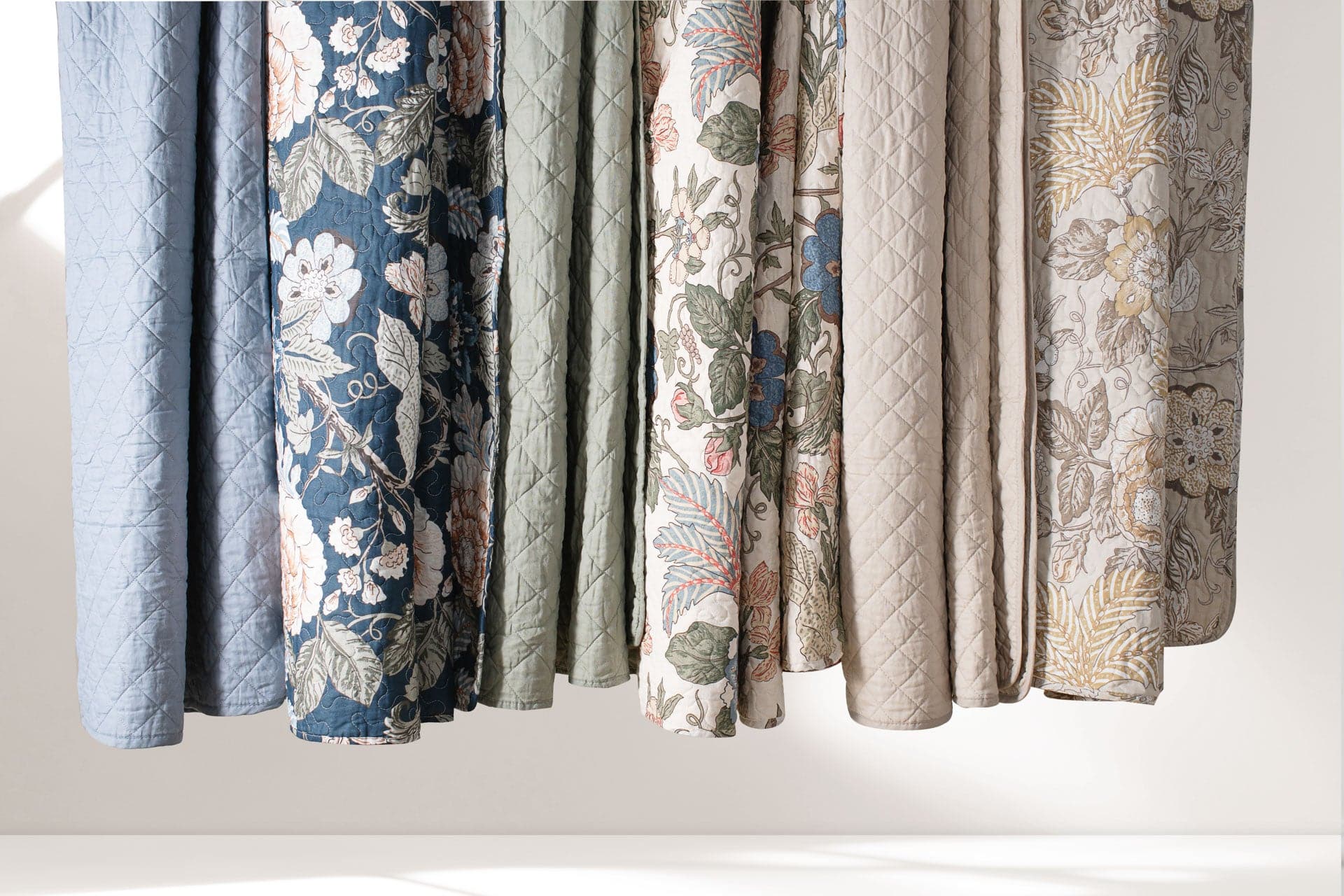 Ava Diamond Oversized Cotton Quilt Set | Lush Decor | www.LushDecor.com