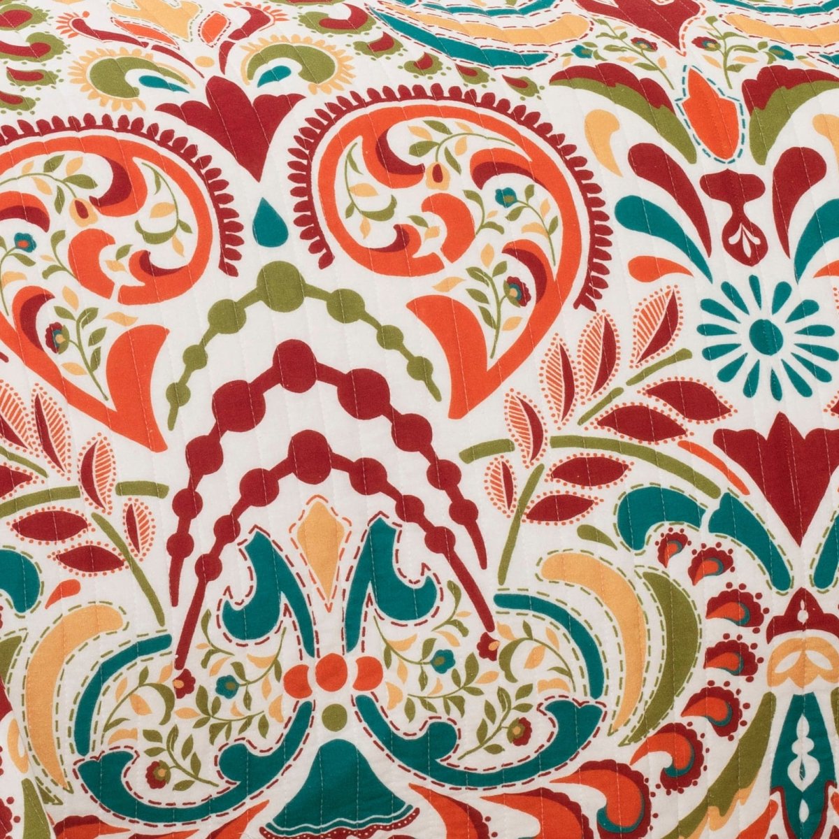 Clara Quilt 3 Piece Set | Lush Decor | www.LushDecor.com