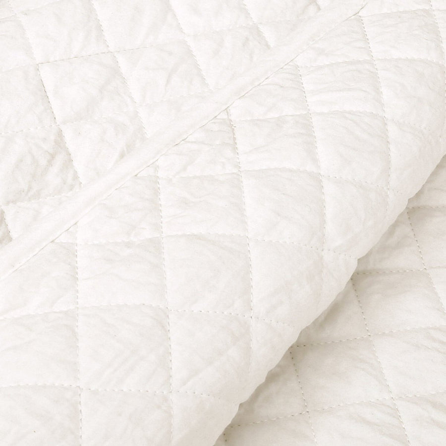 Ava Diamond Oversized Cotton Quilt Set | Lush Decor | www.LushDecor.com