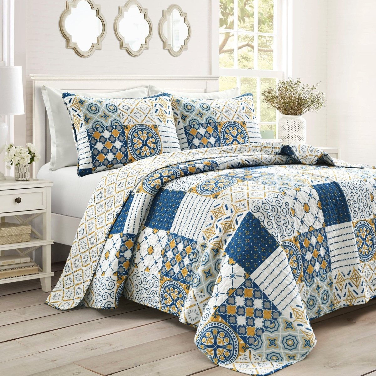 Monique Patch 3 Piece Quilt Set | Lush Decor | www.lushdecor.com ...