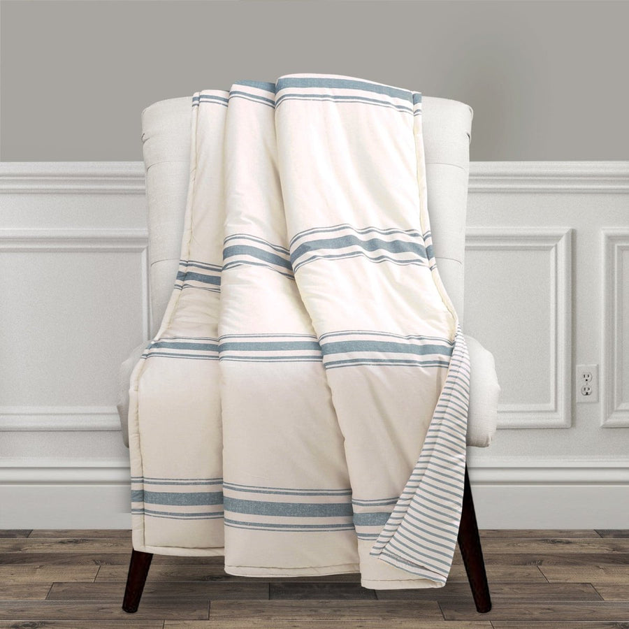 Farmhouse Stripe Throw | Lush Decor | www.lushdecor.com – LushDecor