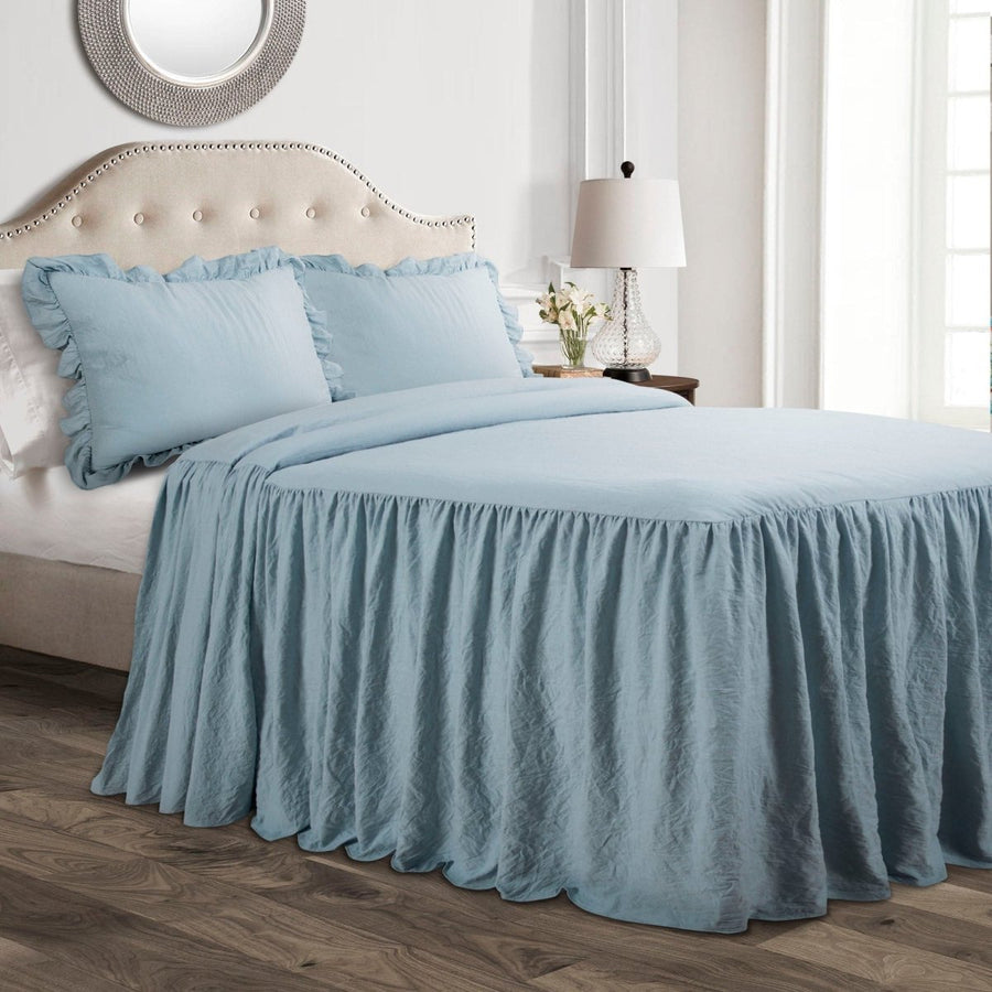 Ruffled Bedspread: Stylish Ruffle Skirt Bedspread Set At Lush Decor ...