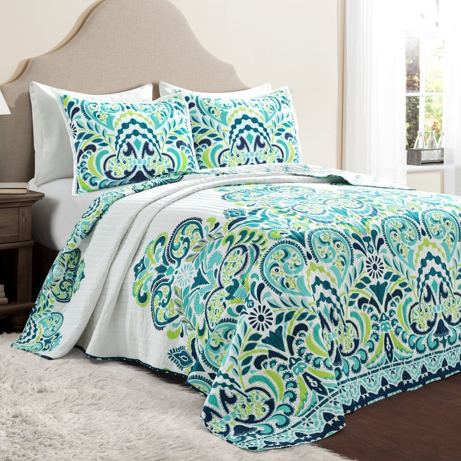 Clara Quilt 3 Piece Set | Lush Decor | www.LushDecor.com