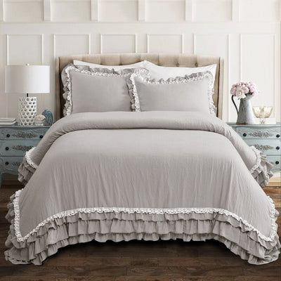 Victorian Classics Bedding: Vintage Cottage Bedding Collection - Lush ...