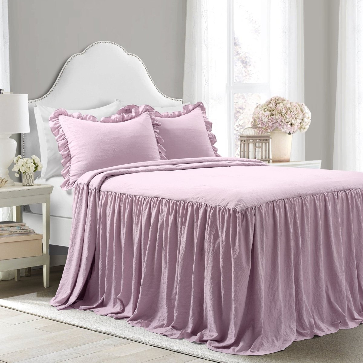 Ruffled Bedspread: Stylish Ruffle Skirt Bedspread Set At Lush Decor ...