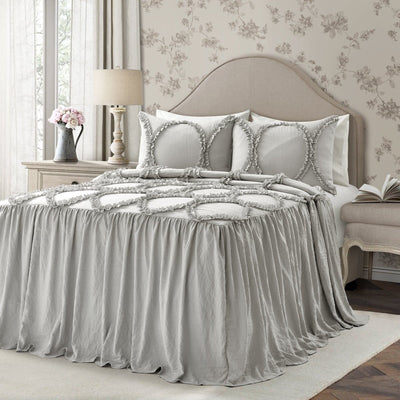 Victorian Classics Bedding: Vintage Cottage Bedding Collection - Lush ...