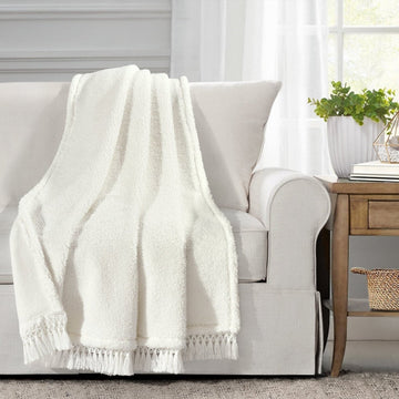 Blanket Throws: Stylish And Cozy Throws For Every Room – LushDecor