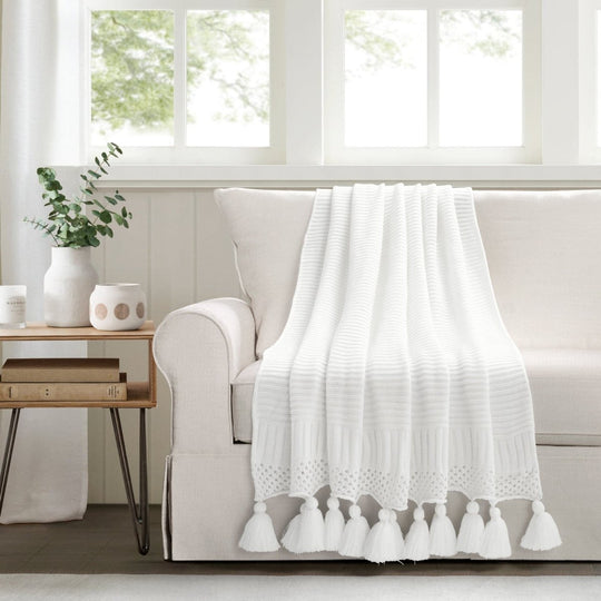 Blanket Throws: Stylish And Cozy Throws For Every Room – LushDecor